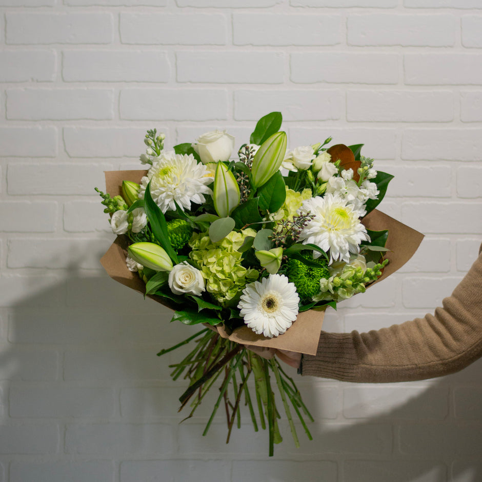 Windsor Florist | Same Day Flower Delivery by Janette Florists Inc