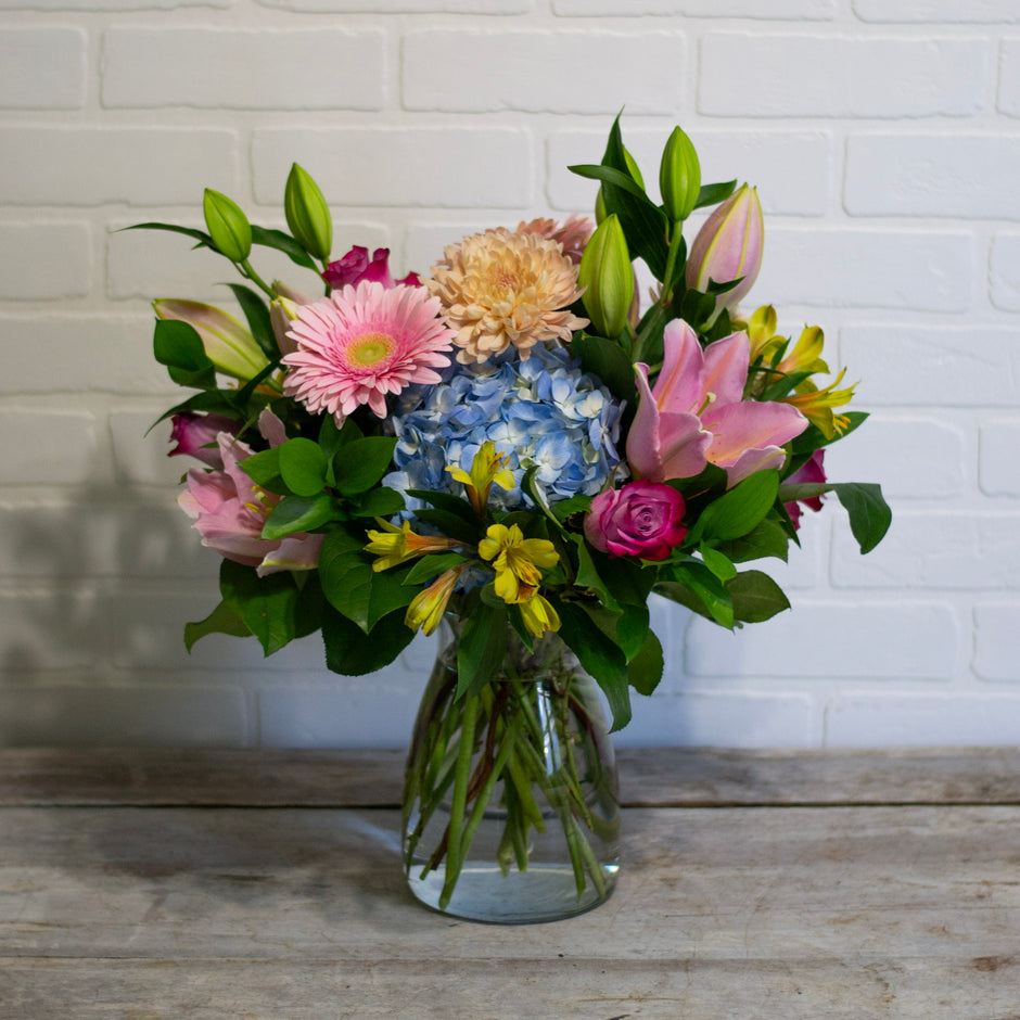 Windsor Florist | Same Day Flower Delivery by Janette Florists Inc